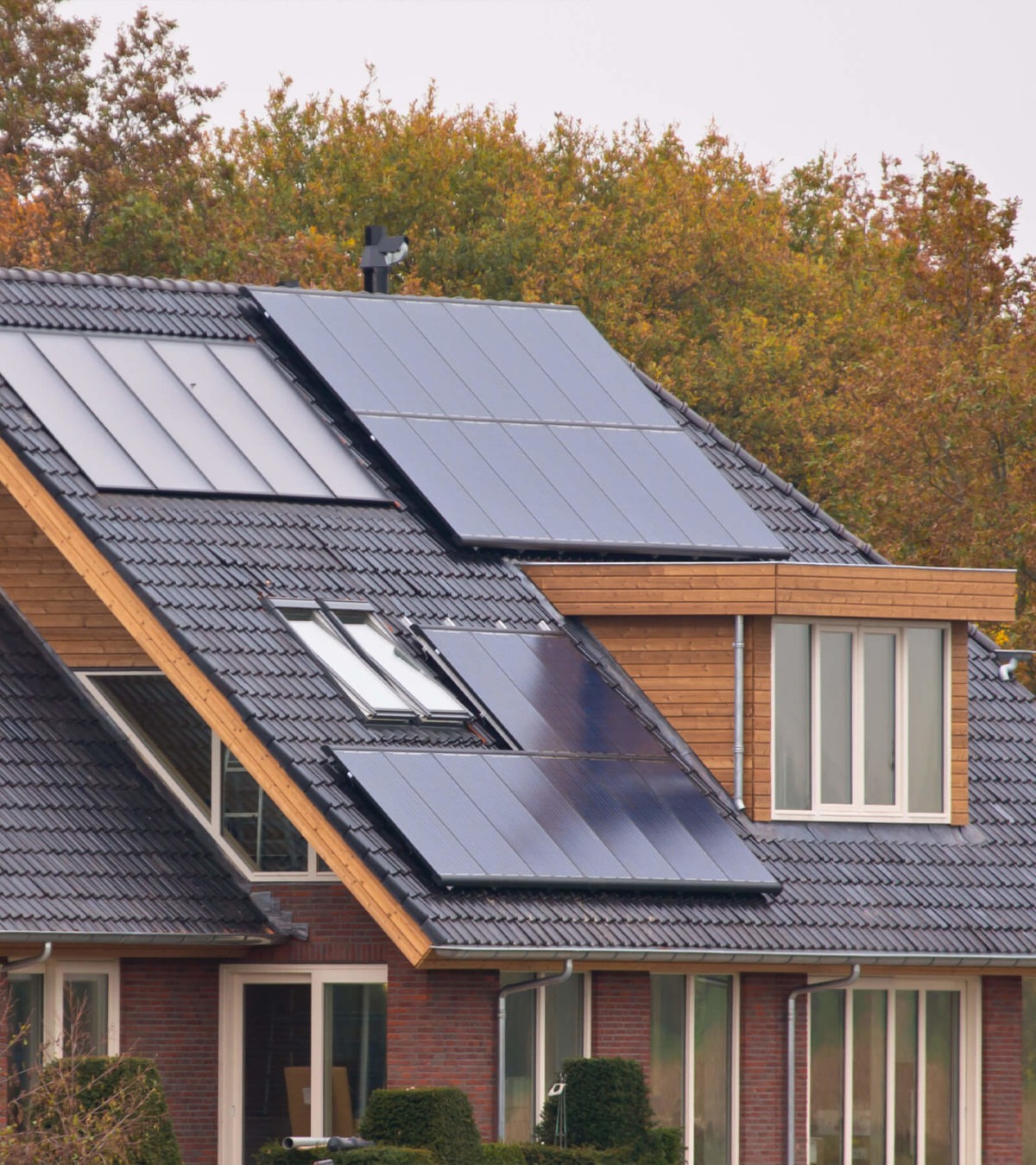 Whole Home Solar System: Powerful 24/7 Energy - Maxbo Solar